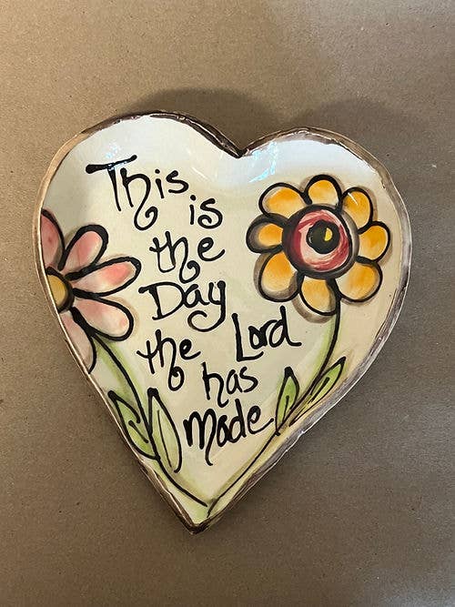 Small Heart Plate ( "Lord Has" 2025 Spring-Summer Line) – The Olive ...