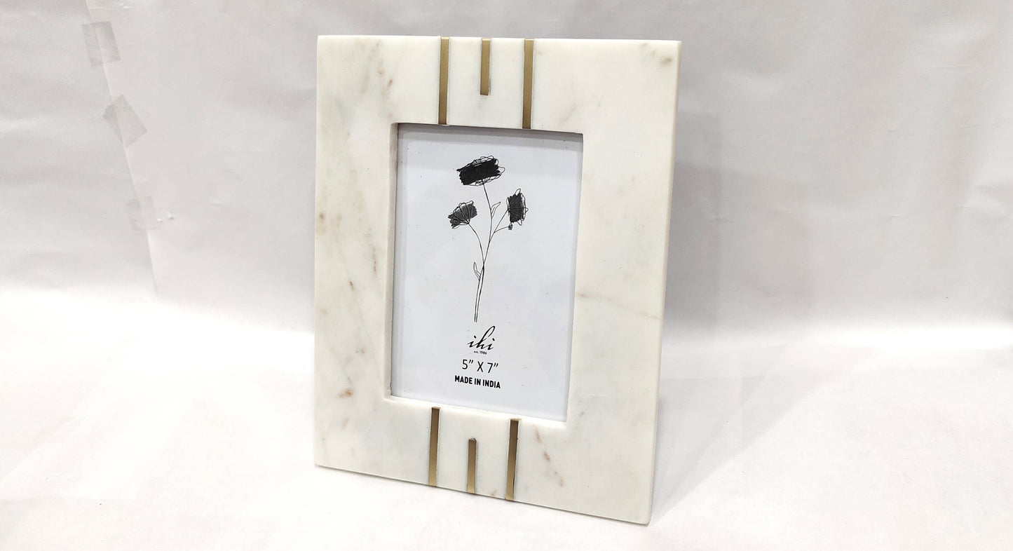 White Marble Photo Frame W/brass - The Olive Branch Boutique